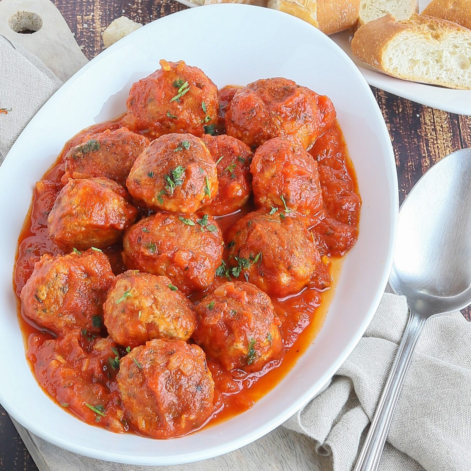 Putenhackfleischbällchen in Tomatensauce - We love Geflügel